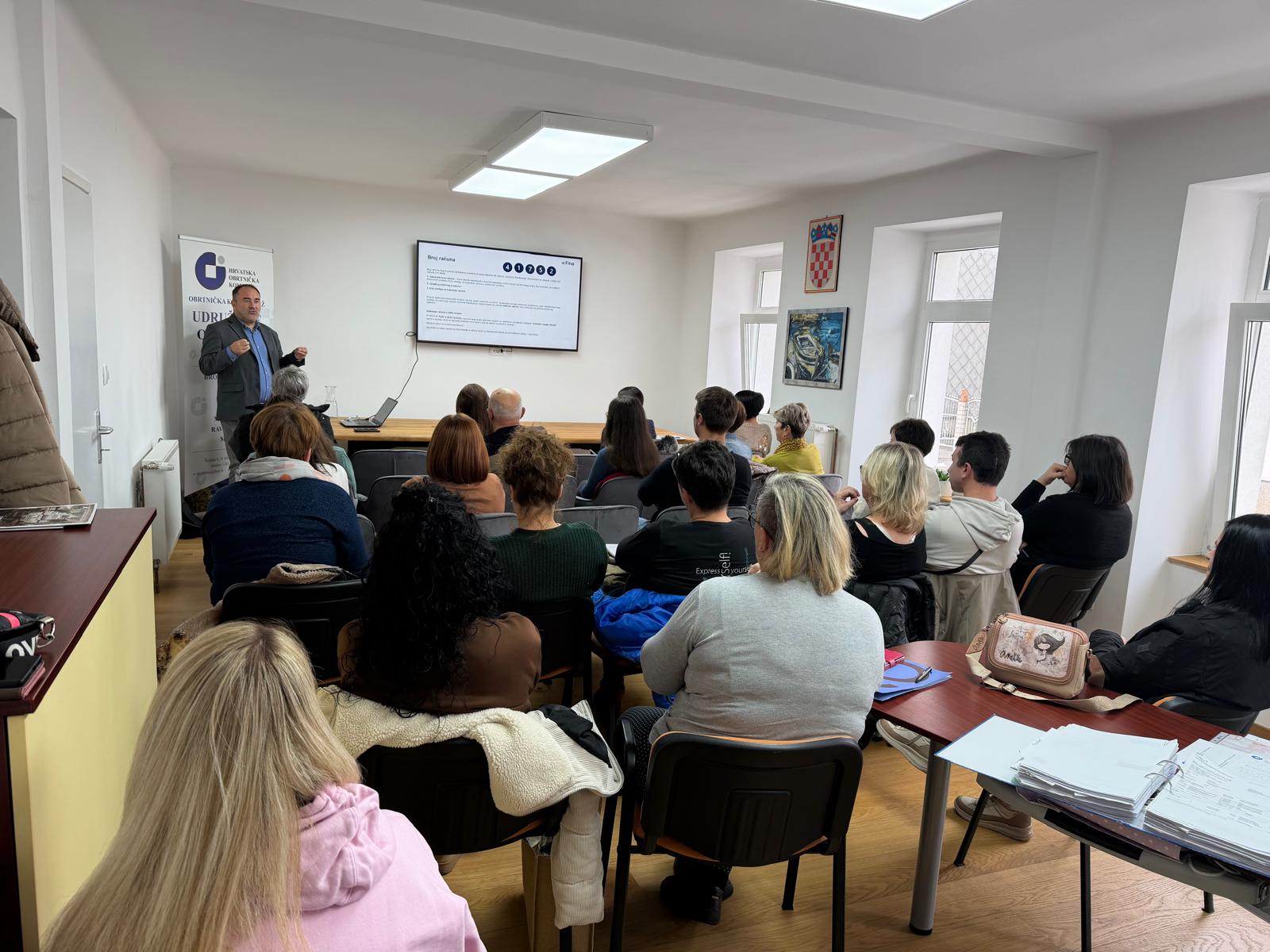 Održana edukacija FINE – Udruženje obrtnika Delnice - Obrtnička komora Primorsko-goranske Županije